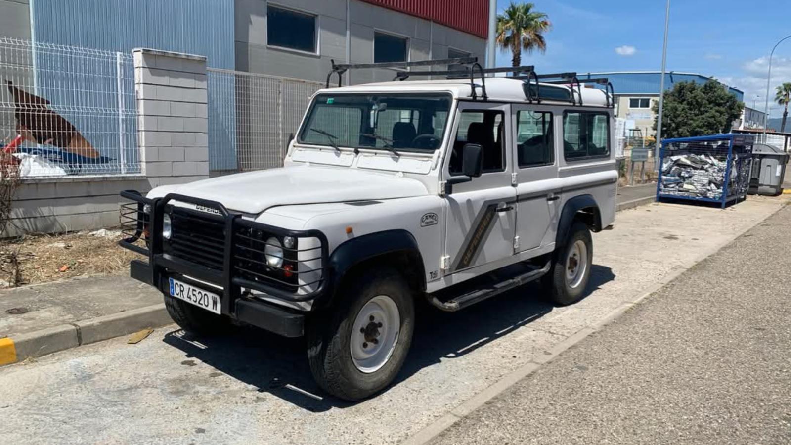 Αθάνατο Land Rover -Έχει κάνει 21 φορές τον γύρο της Γης και συνεχίζει ...