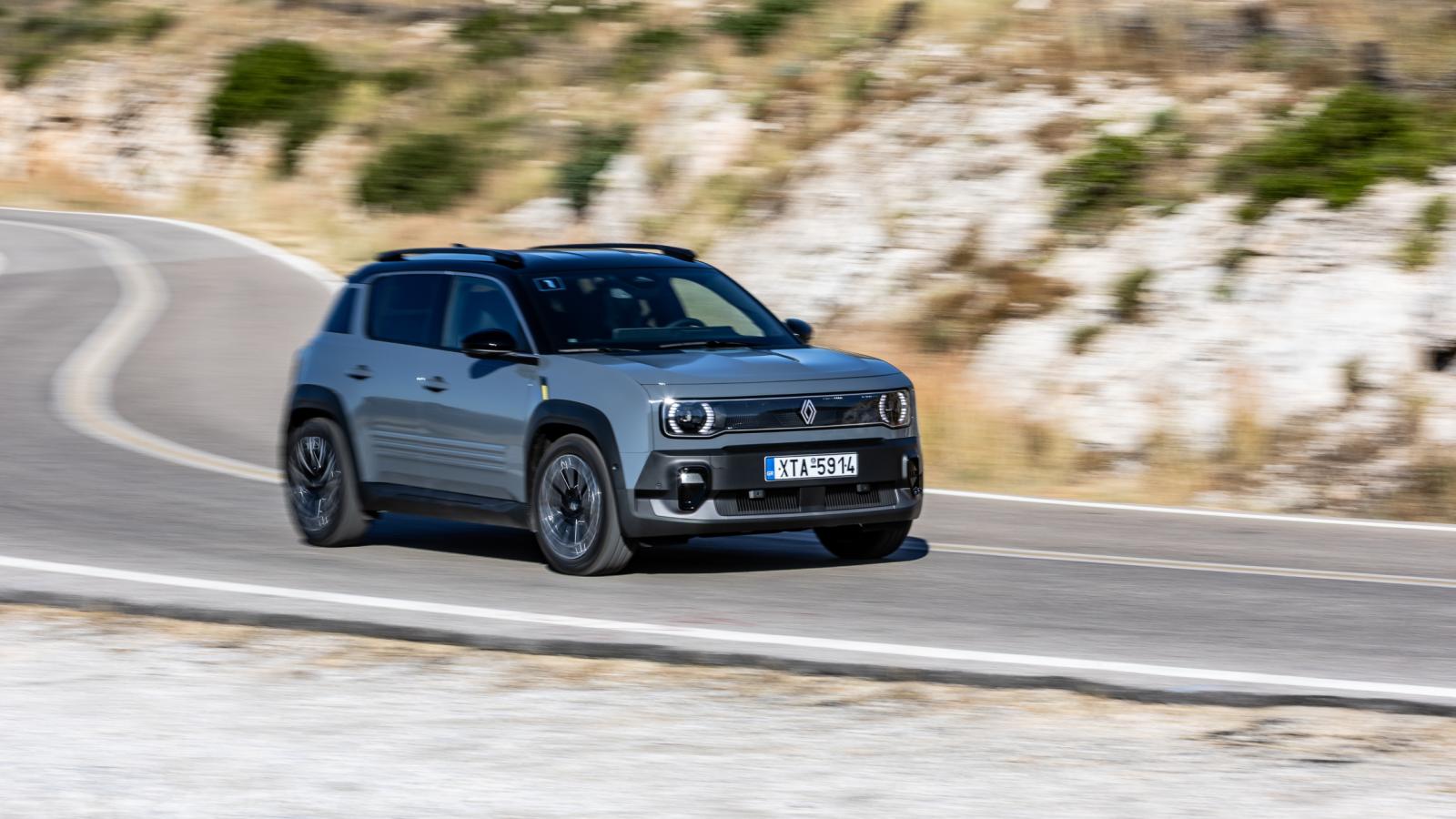 Δοκιμάζουμε το νέο Renault 4 E-Tech Electric | carandmotor.gr