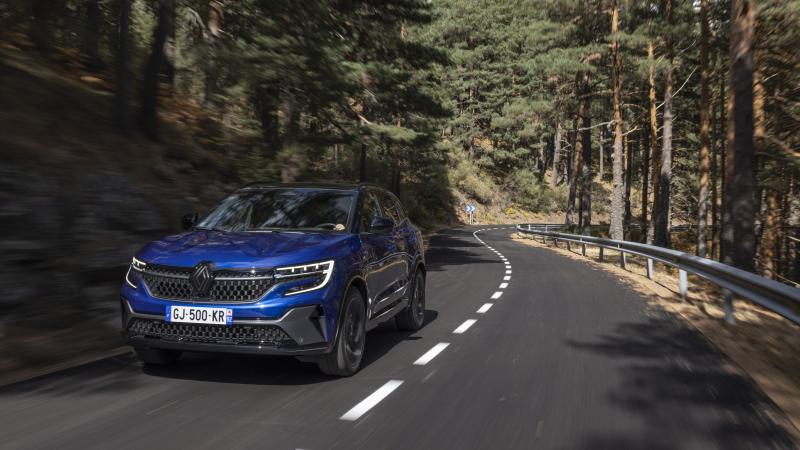 renault austral test drive | CAR & MOTOR