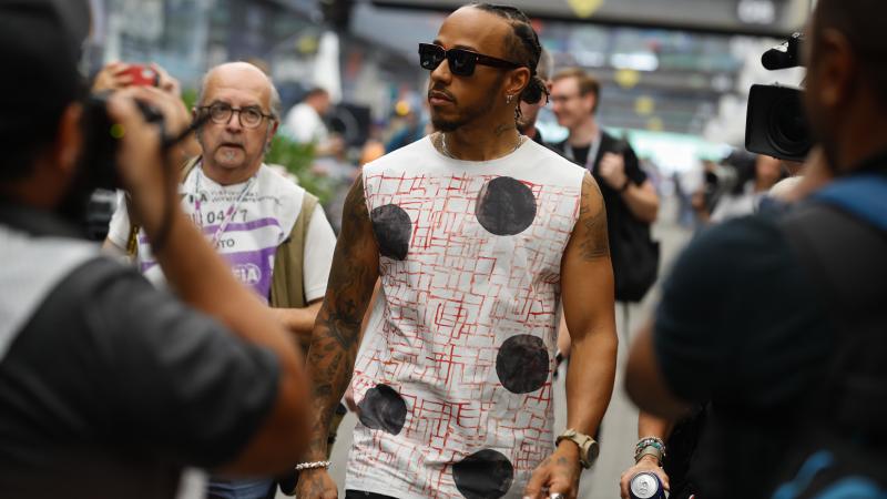Βόμβα στη Μ. Βρετανία -Θα αγοράσει ο Lewis Hamilton τη Manchester ...