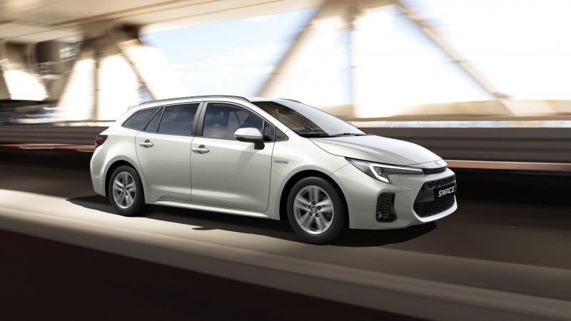 Επίσημο: Πιο ισχυρό και πολύ οικονομικό το Suzuki Swace Hybrid ...
