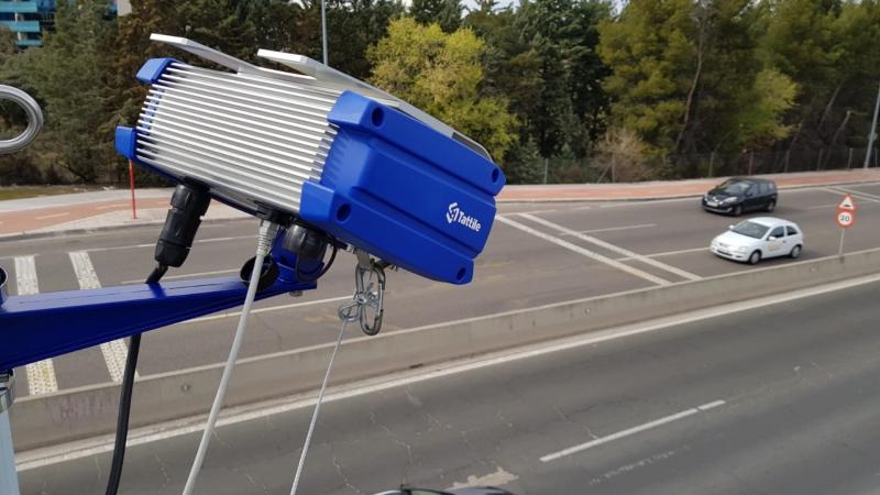 Νέες κάμερες γράφουν όσους περνούν τα STOP και πατούν τη διαχωριστική ...