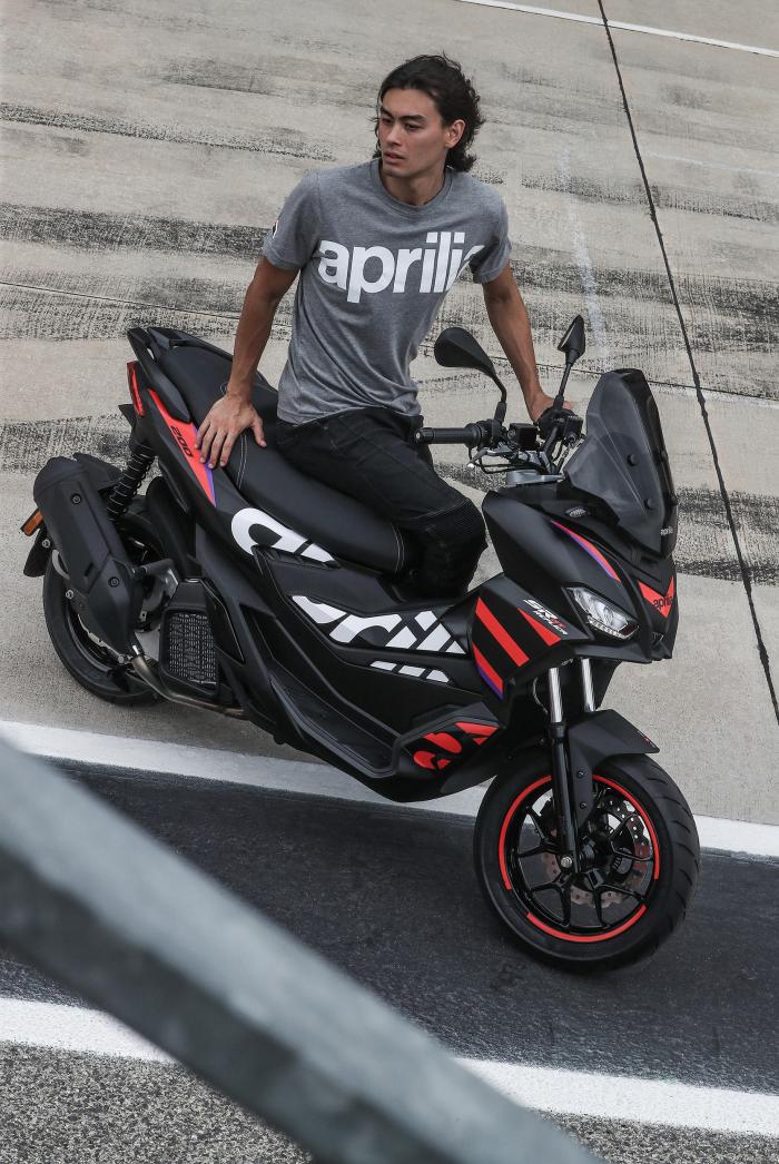 Aprilia SR GT Replica: H σπορ εκδοχή του ιταλικού scooter | carandmotor.gr