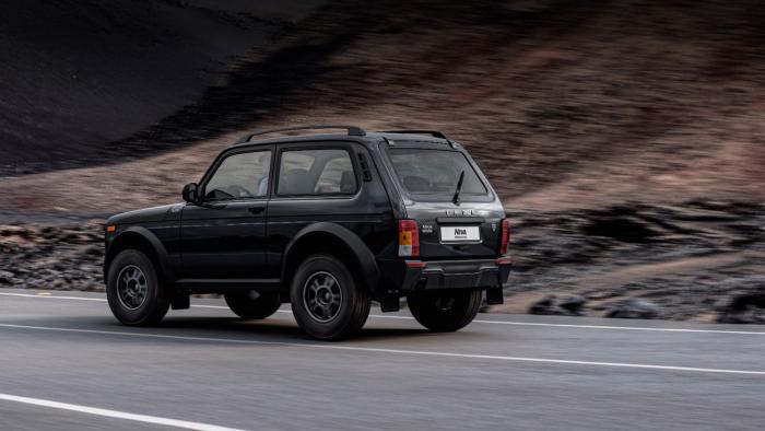 Πόσο κοστίζει στην Ελλάδα το ασταμάτητο Lada Niva Bronto | carandmotor.gr