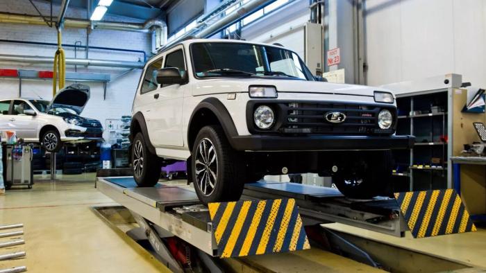 To Lada Niva σε έκδοση Sport - Kοστίζει κάτω από 19.000 ευρώ ...