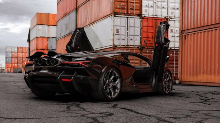 Δείτε τη Lamborghini Revuelto της Novitec να ξεπερνά τα 320 km/h (Video ...