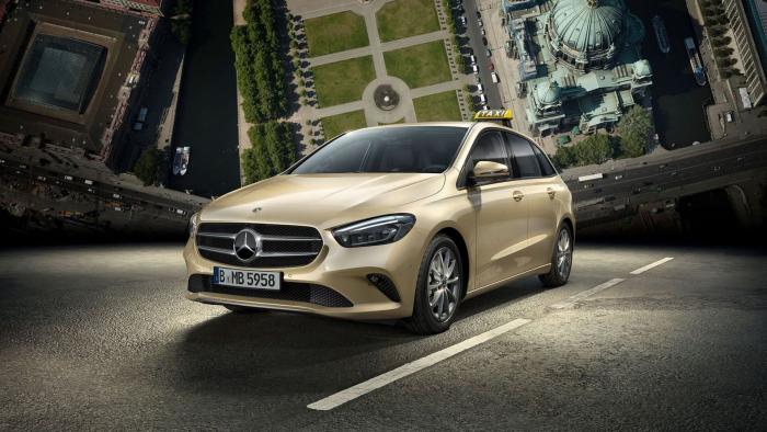 Η Mercedes σταματά την E-Class Taxi; | carandmotor.gr