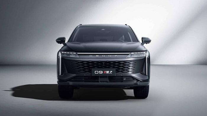 Η Omoda φέρνει stealth έκδοση του 9 | carandmotor.gr