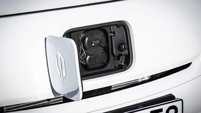 Δοκιμάζουμε το Leapmotor T03 των 15.800 ευρώ | carandmotor.gr