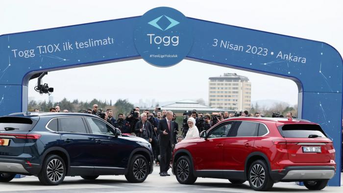 Togg: To πρώτο Made in Turkey αυτοκίνητο εκτοξεύει τις πωλήσεις ...