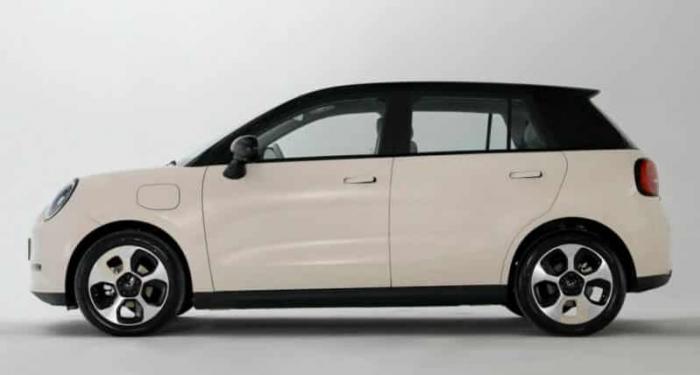 Αυτό είναι το αμιγώς ηλεκτρικό Yiwei 3 της JAC | carandmotor.gr