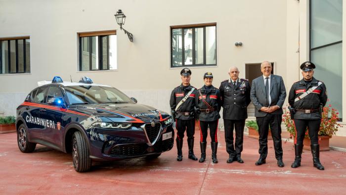 Αυτό είναι το νέο αυτοκίνητο των Ιταλών Carabinieri | carandmotor.gr