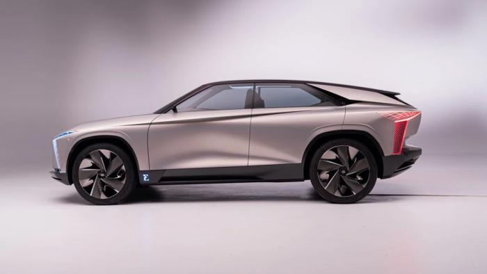 Μέσα στο 2025 το DS8: Η ηλεκτρική Sedan-Crossover «ναυαρχίδα» των ...