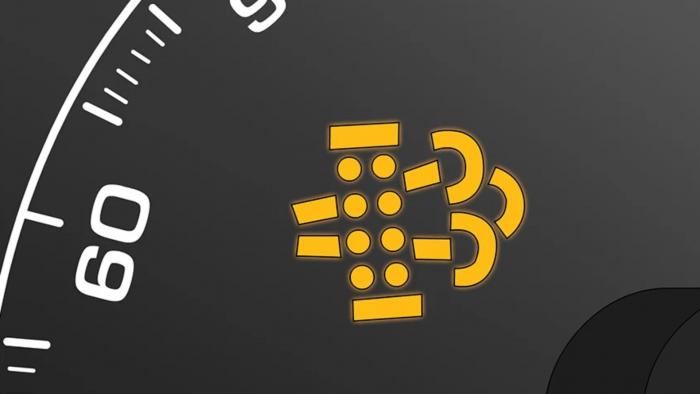 10+1 ενδείξεις στο καντράν του αυτοκινήτου που δεν πρέπει να αγνοήσεις ...