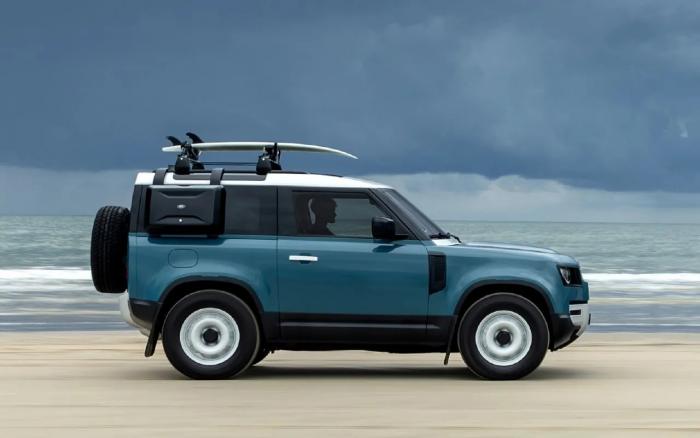 Αυτό είναι το συλλεκτικό Land Rover Defender 90 Marine Blue Edition ...