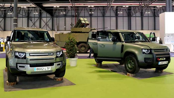 Land Rover Defender: Αυτά είναι τα νέα οχήματα των στρατιωτικών ...