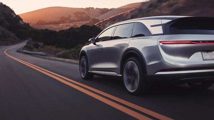 Η Lucid αποκάλυψε το πρώτο της SUV, το ηλεκτρικό Gravity | carandmotor.gr