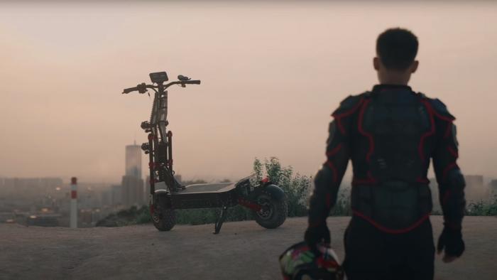 Το e-scooter του Mad Max | carandmotor.gr