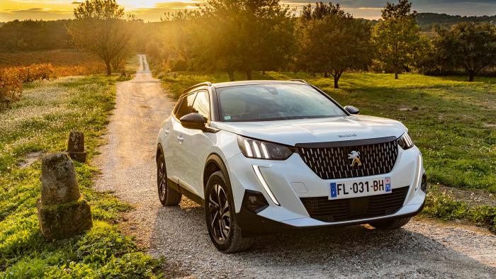 Peugeot 2008: Μεγάλη επιτυχία στην παραγωγή του | carandmotor.gr