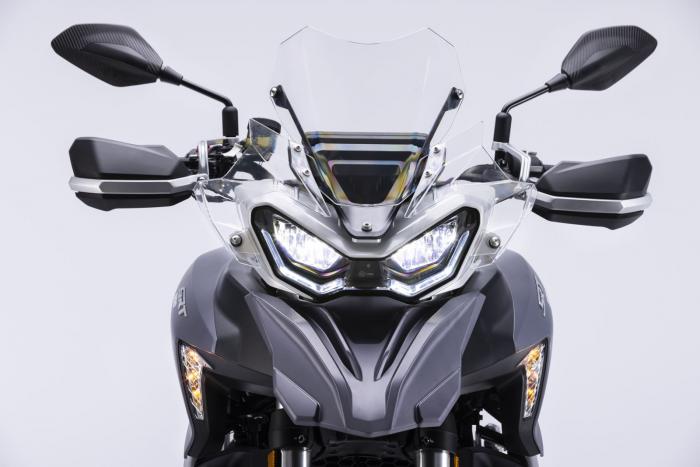 QJMOTOR SRT 800X - Η νέα μεσαία adventure σε τιμή πρόκληση | carandmotor.gr