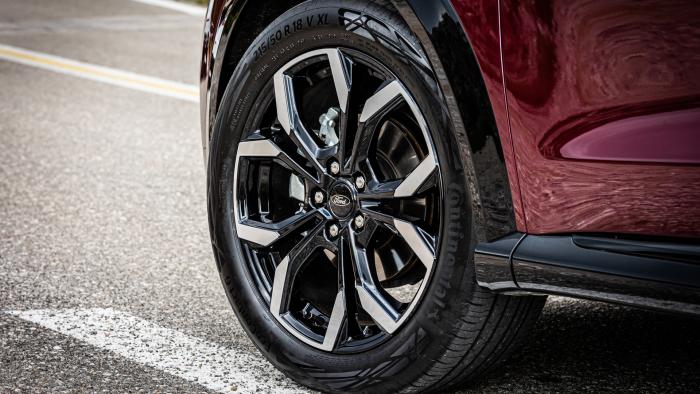 Δοκιμάζουμε το νέο Ford Puma Vivid Ruby των 155 ίππων | carandmotor.gr