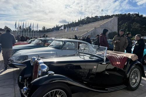 Με 103 αυτοκίνητα και 35 μοτοσυκλέτες η «Συνάντηση Αθήνας» της ΦΙΛΠΑ ...