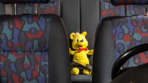 Mazda & Haribo: Η συνεργασία που δημιούργησε το Mazda 121 «Goldy ...