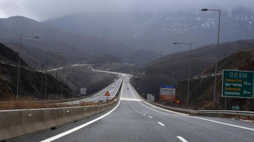 Το λάθος που κάνουμε όλοι στο αυτοκίνητο -Ποια ταχύτητα πρέπει να ...