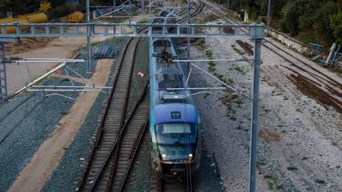 Ο προαστιακός σιδηρόδρομος φτάνει στη Θεσσαλονίκη -Πού θα ...